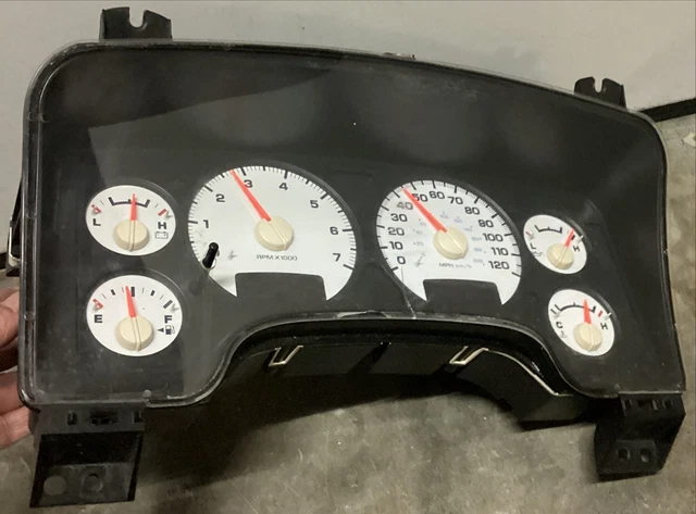 04 DODGE RAM Instrument Cluster Speedometer Mph Tach Odometer ...