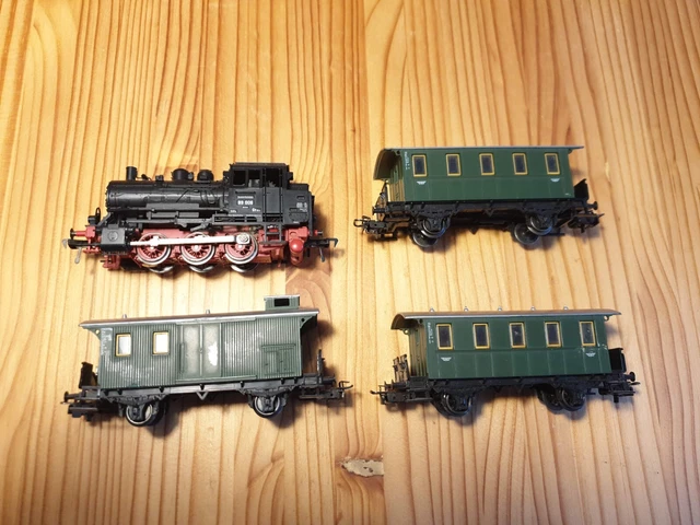 ROCO FLEISCHMANN DAMPFLOK Modellbahn mit Wagons 1:87 H0 EUR 34,22 ...