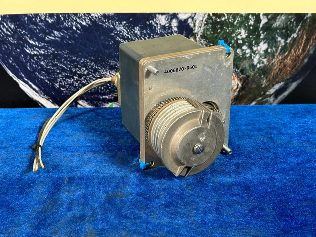 BENDIX ROLL SERVO With Capstan P/N: 4000290-8506 , 4006670-0501 $200.00 ...