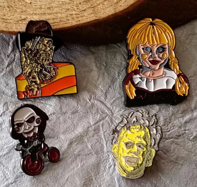 HORROR MOVIE LEATHERFACE Freddy Krueger Annabelle Saw Billy PIN SET £20 ...