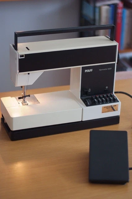 PFAFF TIPMATIC 1027 Sewing Machine, Made in Germany, Working, Rare ...