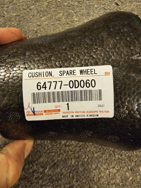 NEW GENUINE TOYOTA Yaris Spare Wheel Foam Cushion 64777 0D060 £27.00 ...
