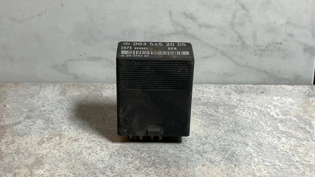 ORIGINAL MERCEDES BENZ W201 W124 W460 Pompe à Carburant Relais ...