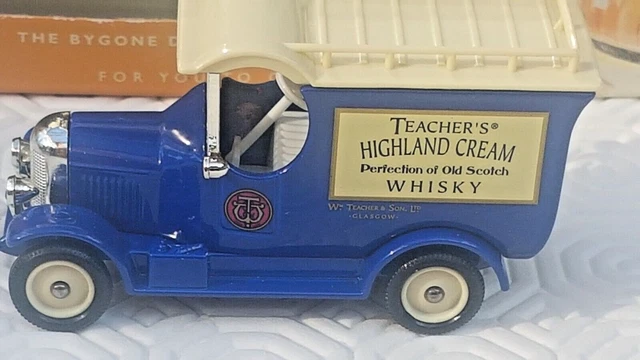 LLEDO DAYS GONE Whisky Trail Teachers Bull Nose Morris Van £6.99 ...