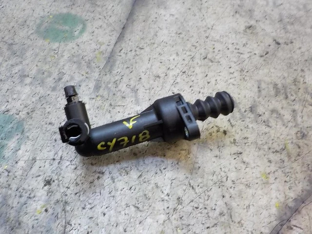 5Q0721261D CYLINDRE RECEPTEUR D´embrayage Pour Audi A1 Sportback 8Xf ...