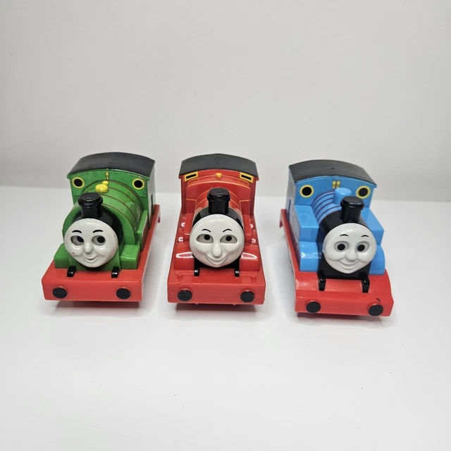 THOMAS THE TANK Engine Tomy Pull Back & Go Moving Eyes Thomas James And ...