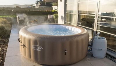 BESTWAY LAZY SPA Lay-Z-Spa Palm Springs AirJet Inflatable Hot Tub and ...