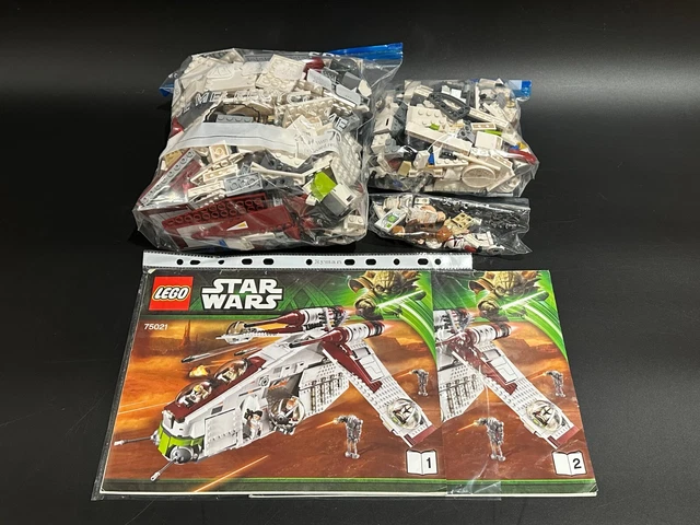 LEGO STAR WARS Republic Gunship #75021 with MINIFIGURES and ...