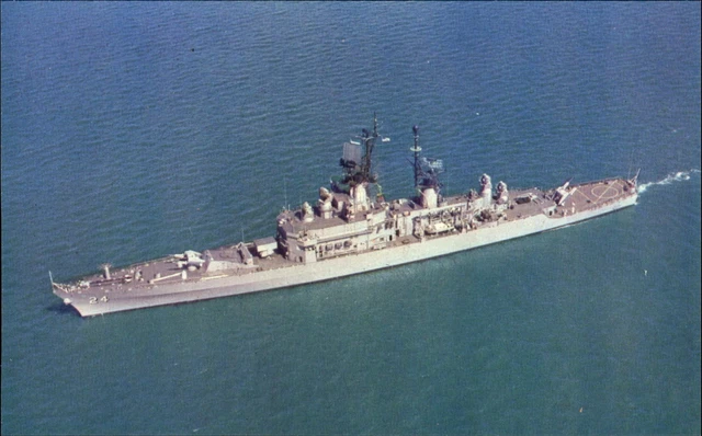 USS REEVES DLG-24 Guided Missile Frigate~Navy military ship~1970s ...