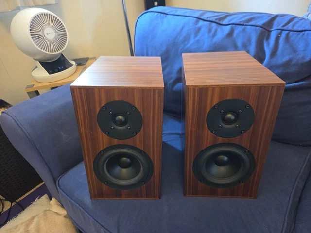 FALCON ACOUSTICS STUDIO ST 10 Bookshelf Speakers -Collect £995 £1,195. ...