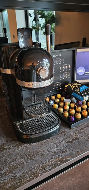 KITCHENAID COFFEE MACHINE Artisan Nespresso Pod Black with pods £50.00 ...