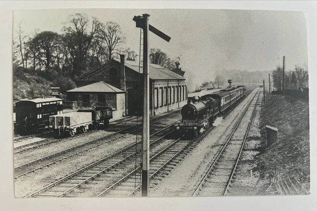 GCR RAILWAY LOCOMOTIVE Photograph - 1069 Passing Harrow Station - F841 ...
