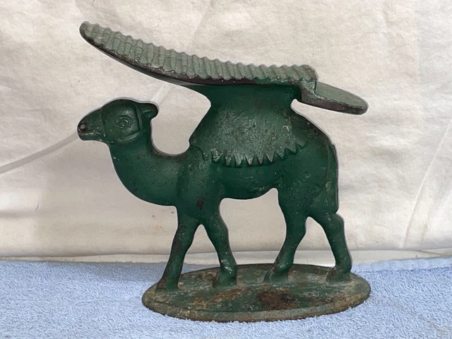 ANTIQUE VINTAGE CAST Iron CAMEL SHOE SHINE Foot Rest 7 1/2" GREEN ...