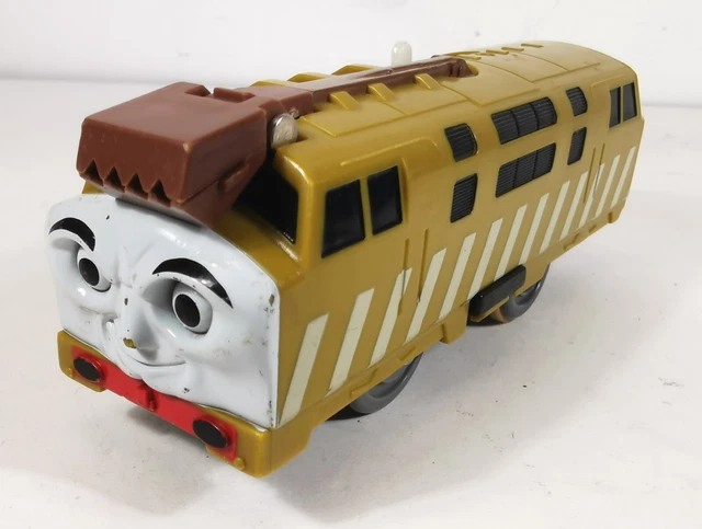 TOMY TRACKMASTER DIESEL 10 Thomas the Tank Engine 2010 completamente ...