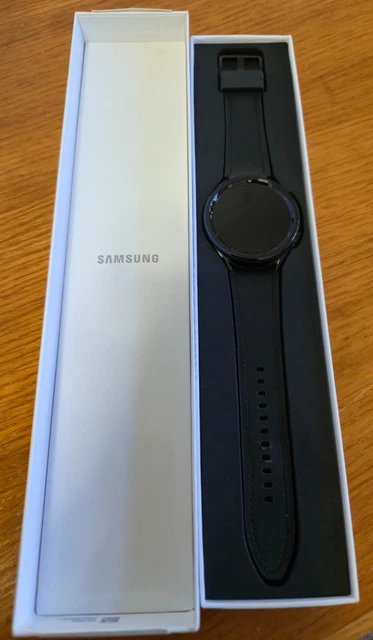 SAMSUNG GALAXY WATCH6 Classic SM-R960 47mm with Extra Fabric Band £119. ...