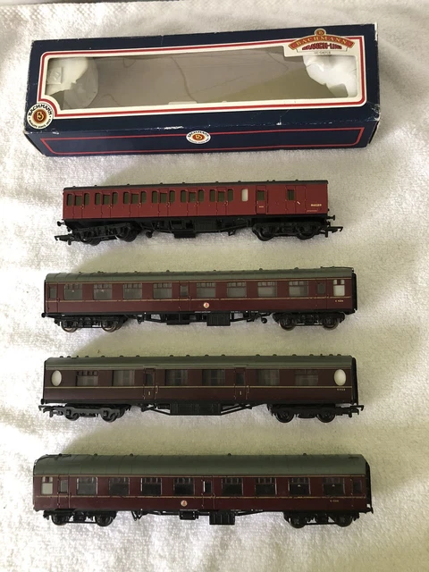 MODEL RAILWAY 00 Gauge 4 Bachman Coaches £54.99 - PicClick UK