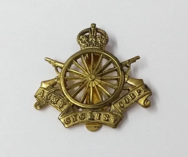 VINTAGE CYCLISTE CORPS Army Production Insignes Chapeau Badge Roi ...