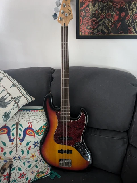 PHIL PRO FENDER Jazz Bass Copy Electric 4 string Guitar Sunburst £110. ...