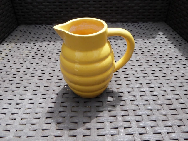POT À LAIT jaune style "art déco" estampillé (voir photo) EUR 15,00 ...