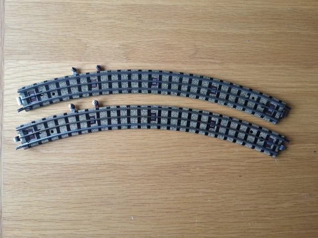HORNBY DUBLO, Power Rail, Curved Rails x 2, OO Gauge. £1.50 - PicClick UK