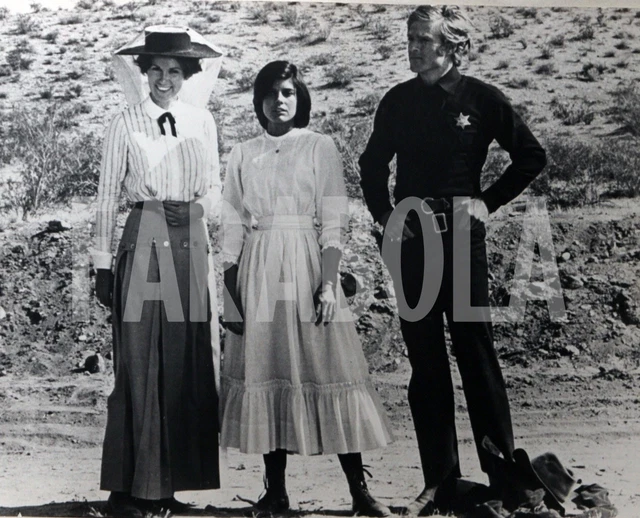 ALTES PRESSEFOTO WESTERN Robert Redford Katharine Ross Susan Clark ...