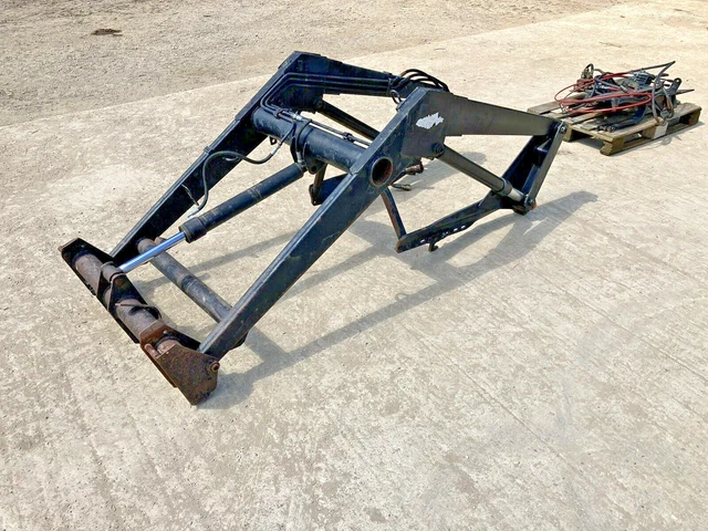 QUICKE LOADER BOOM & Brackets to fit a zetor 5211 tractor £1,250.00 ...