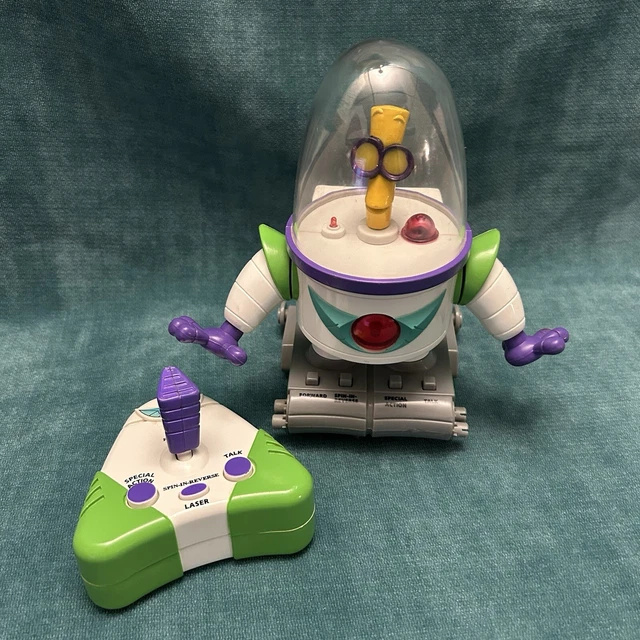 DISNEY PIXAR BUZZ Lightyear XR Robot RC Toy Thinkway Toys With Remote ...