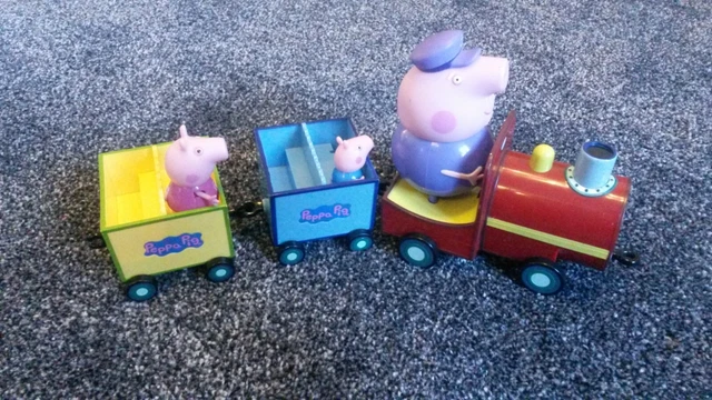 PEPPA PIG GRANDPA Pig train set and Giant Snakes & Ladders game £7.99 ...