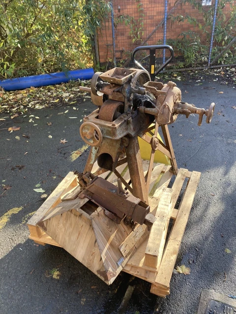 VINTAGE BENTALL GRAIN / Corn roller Mill, For Restoration With Lister ...