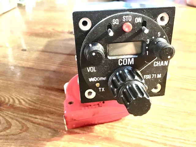 DITTEL FUNKE FSG-71M VHF RADIO COM FSG 71 M Aviation Banda Aerea 25Khz ...