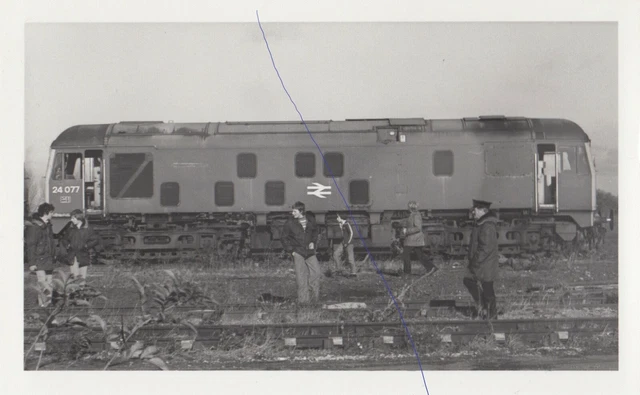 DIESEL RAILWAY PHOTO Photograph Class 24 Br Train Picture 24077 In 1977 ...