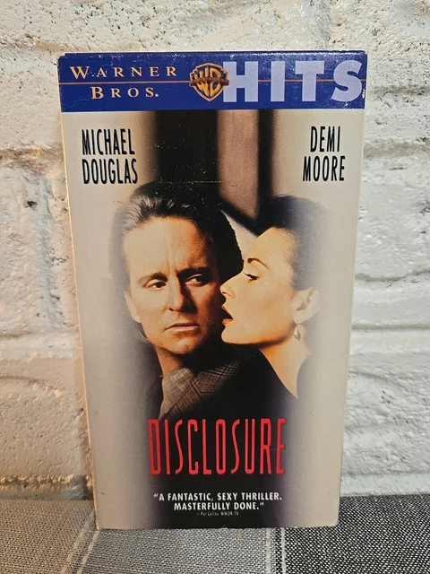 DISCLOSURE VHS (1994) Michael Douglas Demi Moore Thriller $5.99 ...
