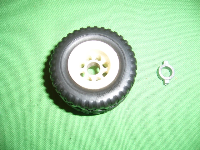 PLAYMOBIL RÉF: 4206-A Roue pour Forestier / 4x4 / remorque EUR 3,50 ...