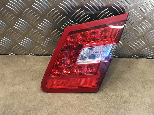 MERCEDES-BENZ E W212 Heckklappenleuchte rechts A2128200864 3.00 Diesel ...