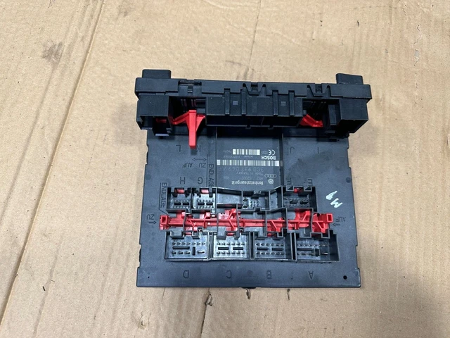 VW GOLF MK5 2.0 Diesel Bcm Body Control Module 3C0937049Ae Ref M9 £30. ...