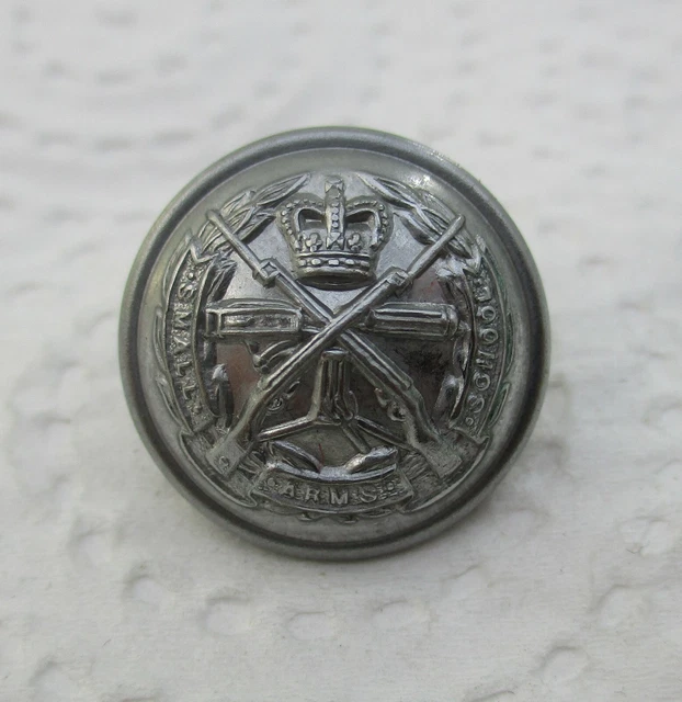 BRITISH ARMY:&SMALL ARMS SCHOOL BUTTON" (Medium, 18mm, 1950s Era, White ...