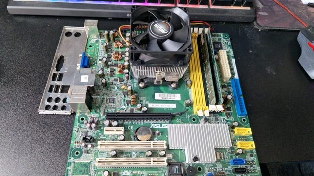 ASUS M2NS-NVM/V MOTHERBOARD Socket AM2 MoBo -2GB DDR2 - AMD Athlon CPU ...
