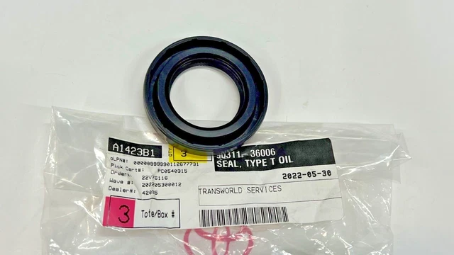GENUINE TOYOTA & Lexus (2003-2020) Seal, For Transfer Case "Right 90311 ...