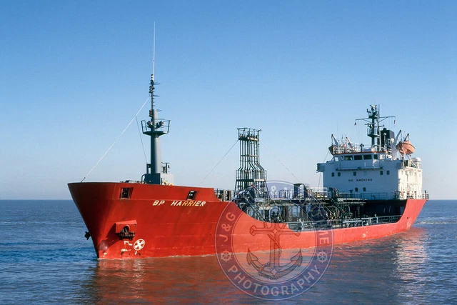 SHIP PHOTO - 1980 Built BP Tanker BP HARRIER - 6X4 (10X15) Photograph £ ...