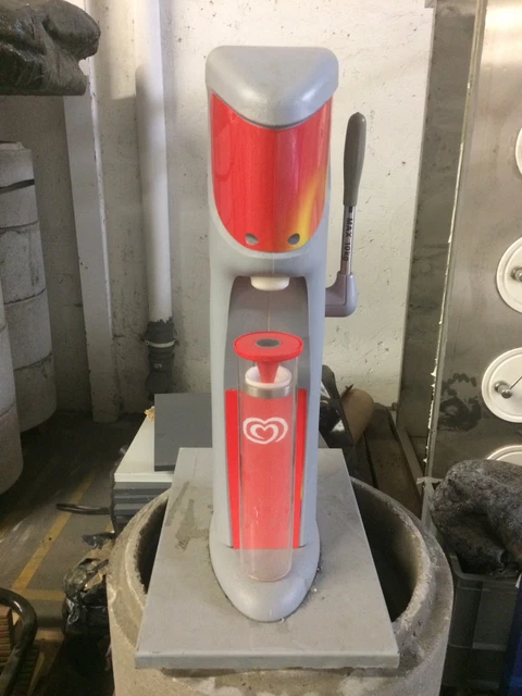 LANGNESE CORNETTO SOFTEIS " Maschine " Presse Eis Press-Ständer Deko ...