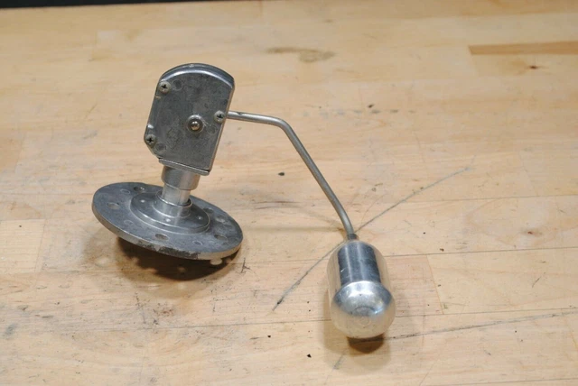 UNITÉ D'ÉMISSION DE carburant / émetteur Beechcraft 55 Baron 96-380044 ...