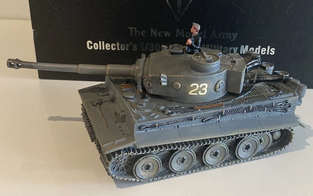 NEW MODEL ARMY WWII Tiger Tank Grey 33 Eastern Front Limited Edition 30 ...