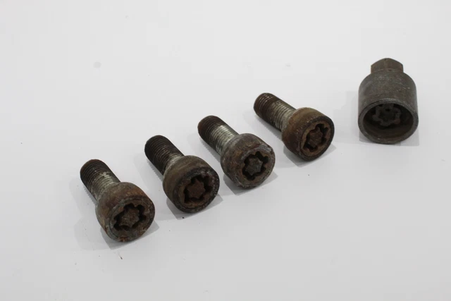VW BEETLE CONVERTIBLE 9C Locking Wheel Nut Bolts And Key Code N ...