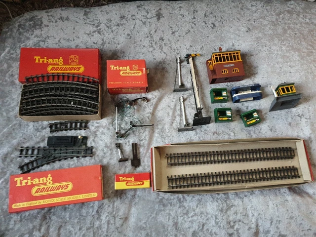 COLLECTION OF TRI Ang Track 00 , Buildings , Signals & More EUR 30,05 ...