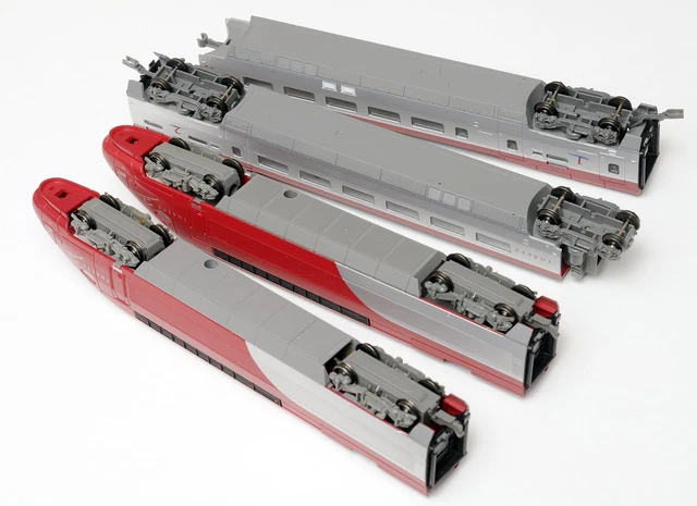 MEHANO SPUR H0: THALYS Elektro-Triebwagenzug! Läuft gut und leuchtet ...