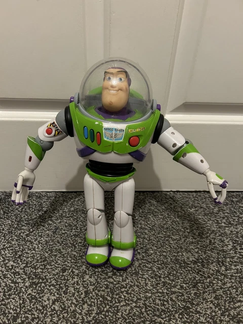 BUZZ LIGHTYEAR THINKWAY Toy Story 12" Talking Figure Disney Store Pat ...