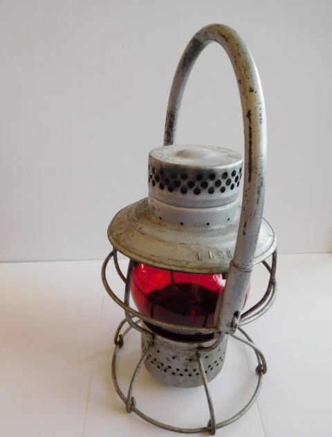 RAILROAD-LANTERN LONG ISLAND Railroad With Red Unmarked Globe Handlan ...