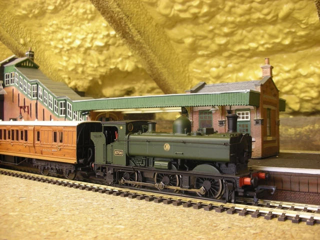 BACHMANN EX. 32-080 GWR 8700 0-6-0PT 'Pannier Tank' - MINT WITH SOUND £ ...