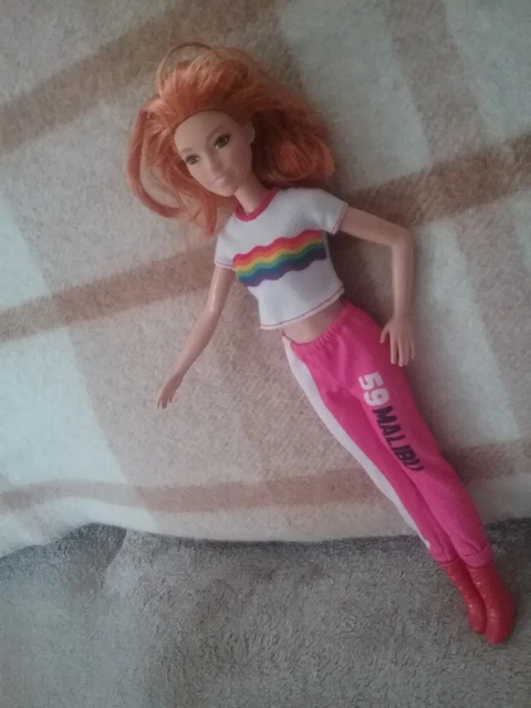 BARBIE FASHIONISTAS REDHEAD Doll Rainbow Print Top 2018 Red Hair £9.00 ...