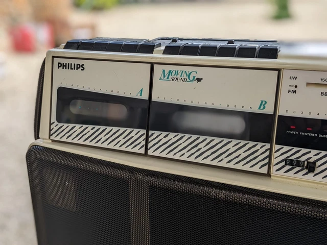 PHILIPS TYPE D 8304/00T Cassette Radio 1980s Vintage Moving Sound ...